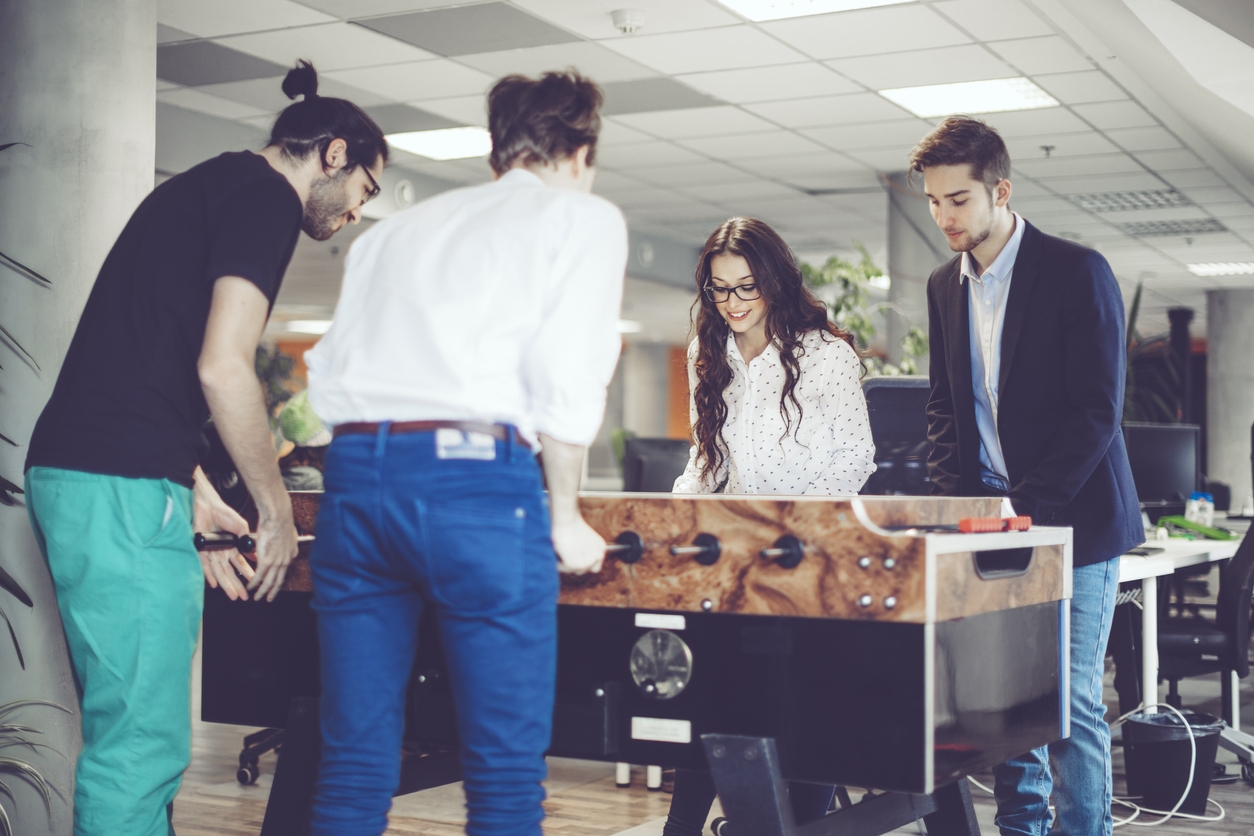 10 Trendy Employment Perks Used By Hottest Tech Companies That Any ...